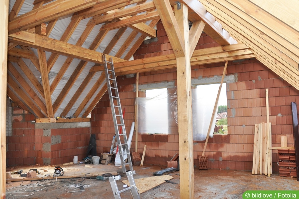 Firstziegel verlegen | Anleitung zum Befestigen - Hausgarten.net